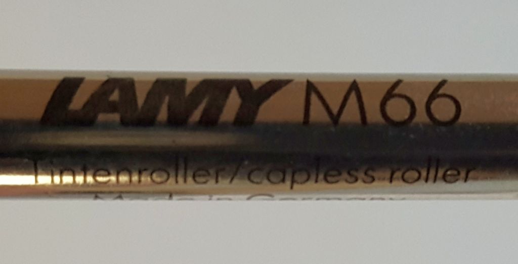 ノック式水性ローラーボールの最高峰、LAMYのLM66とswift/tipo比較