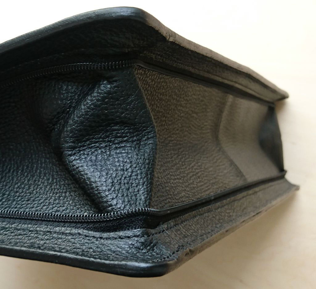 Porter Surfaceレビュー。軽量・薄型ビジネスバッグの完成形